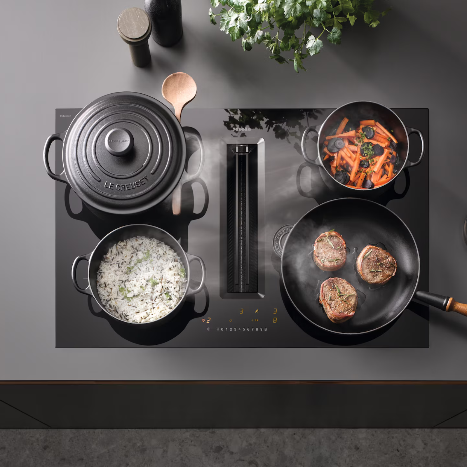 Miele Induktionshäll m fläkt KMDA7272FLA | Kitchens.se